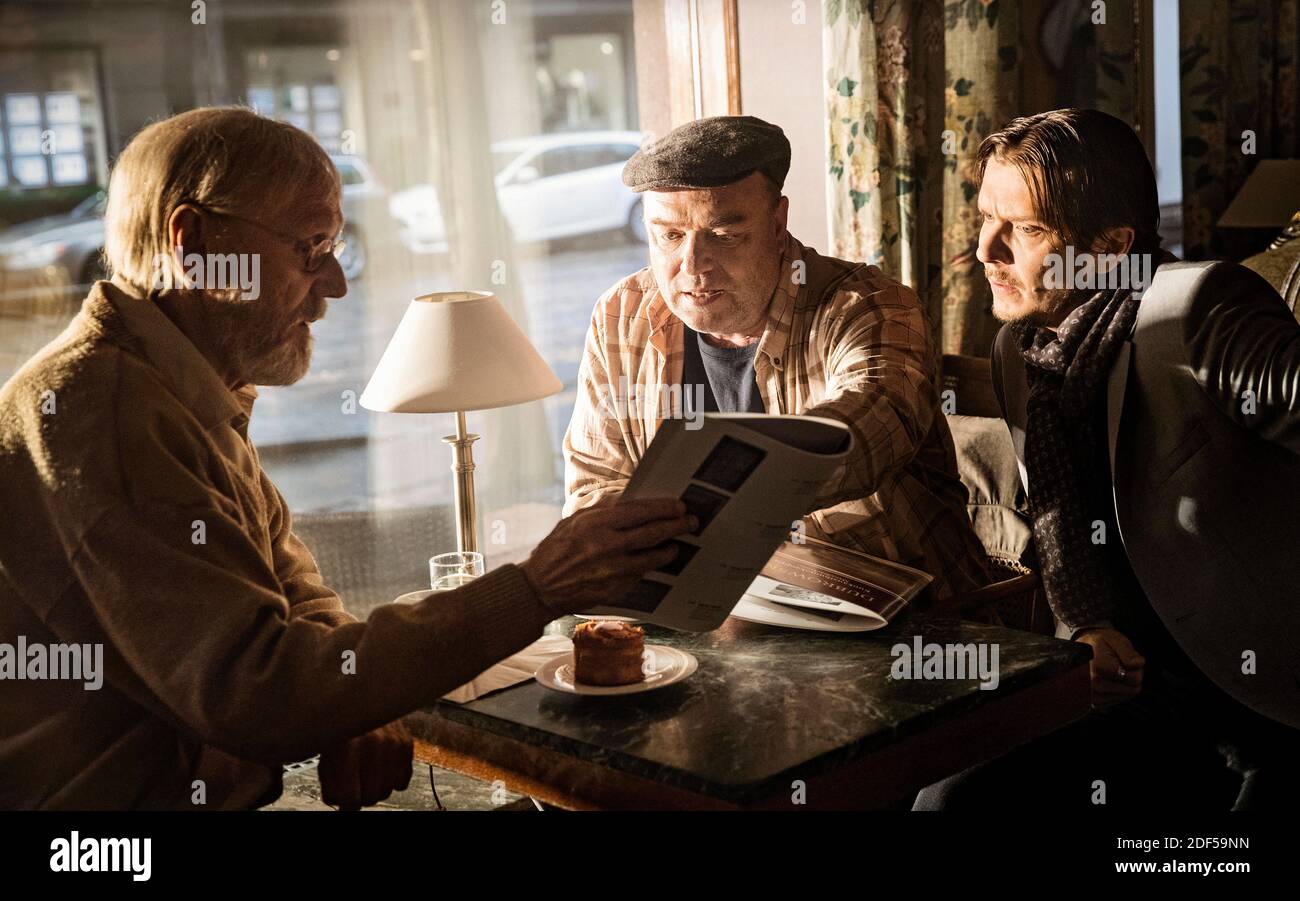 HEIKKI NOUSIAINEN and PERTTI SVEHOLM in TUNTEMANTON MESTARI (2018 ...