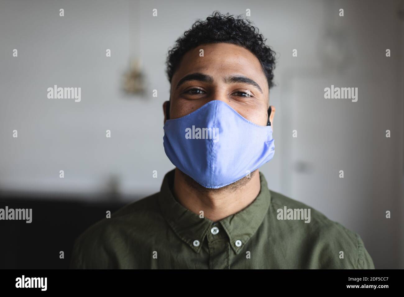 Middle eastern man hi-res stock photography and images - Alamy
