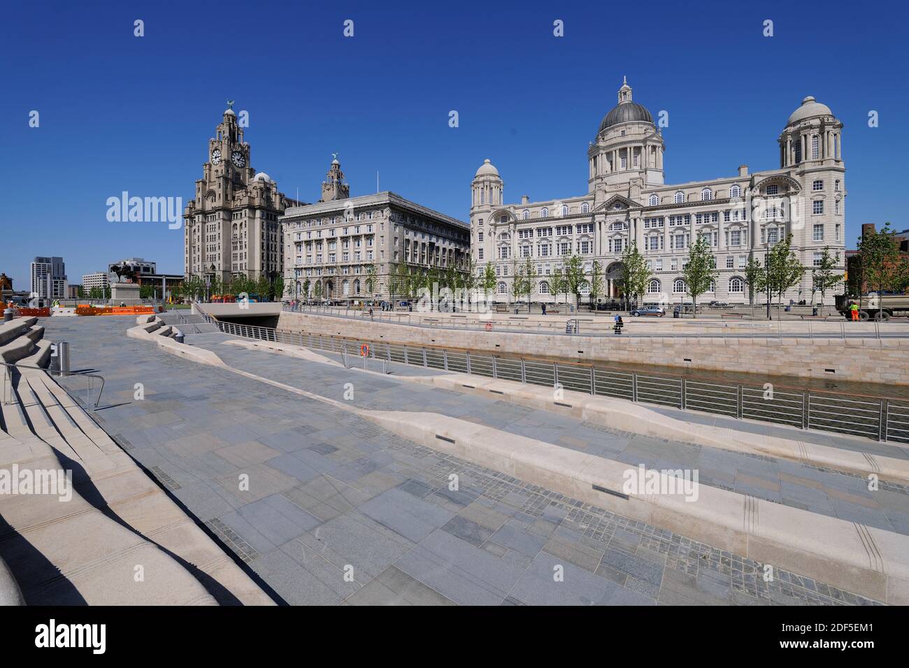 Liverpool, Three Graces, waterfront, Liver Building, Cunard Building ...