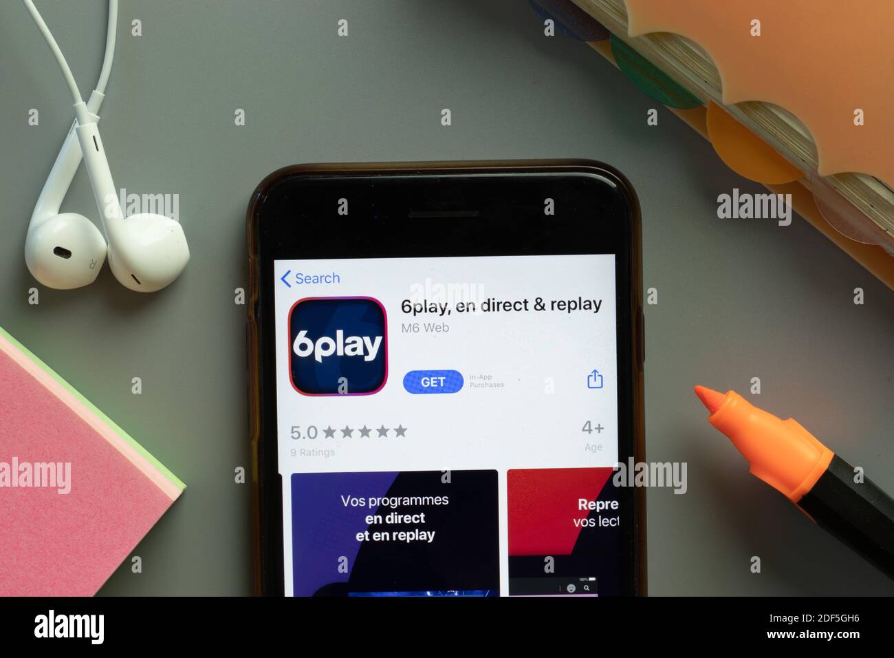 6play hi-res stock photography and images - Alamy