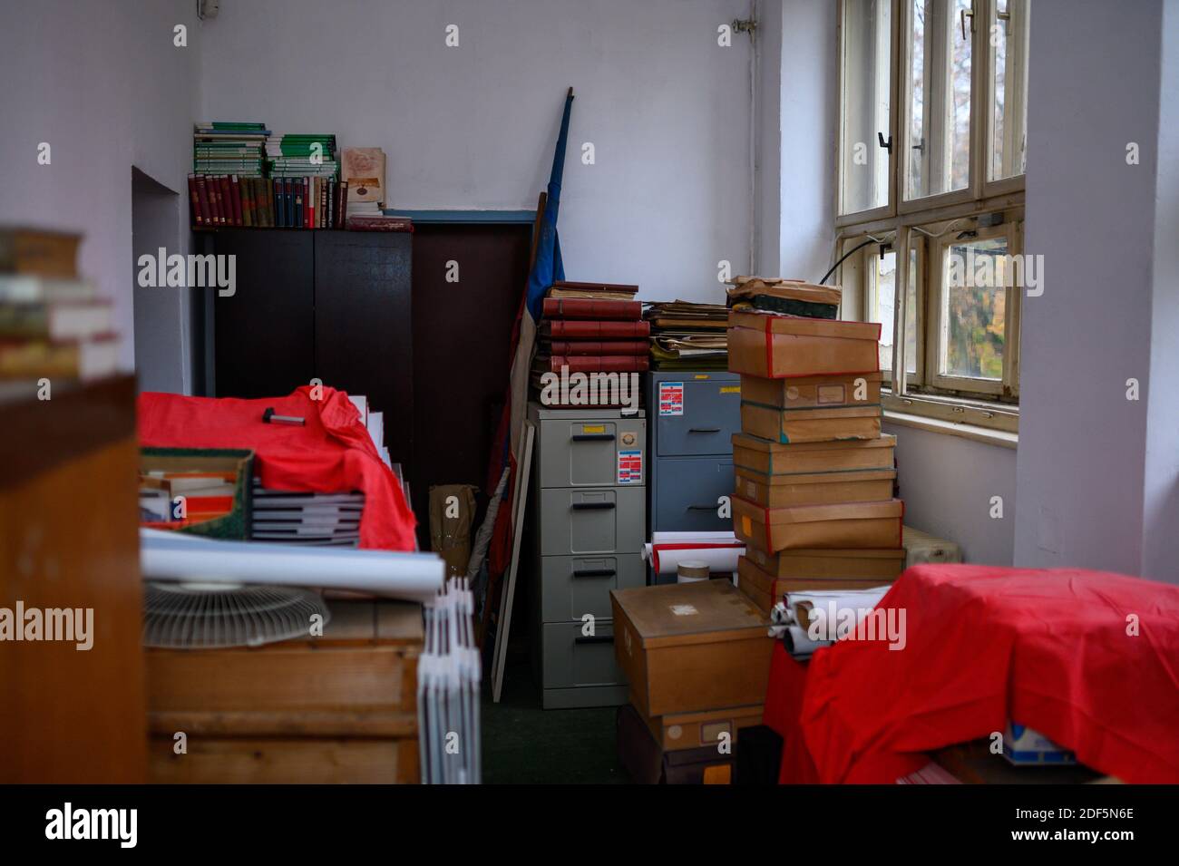 Archive storage boxes documents hi-res stock photography and images - Alamy