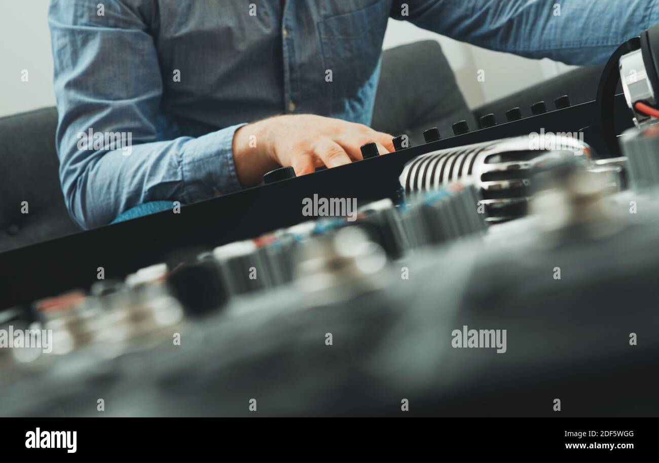 Person recording music hi-res stock photography and images - Alamy
