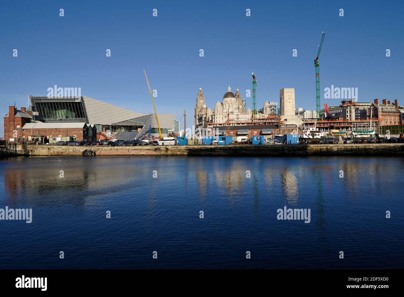 Regeneration of Liverpool - Albert Dock, Liverpool One, One Park West ...