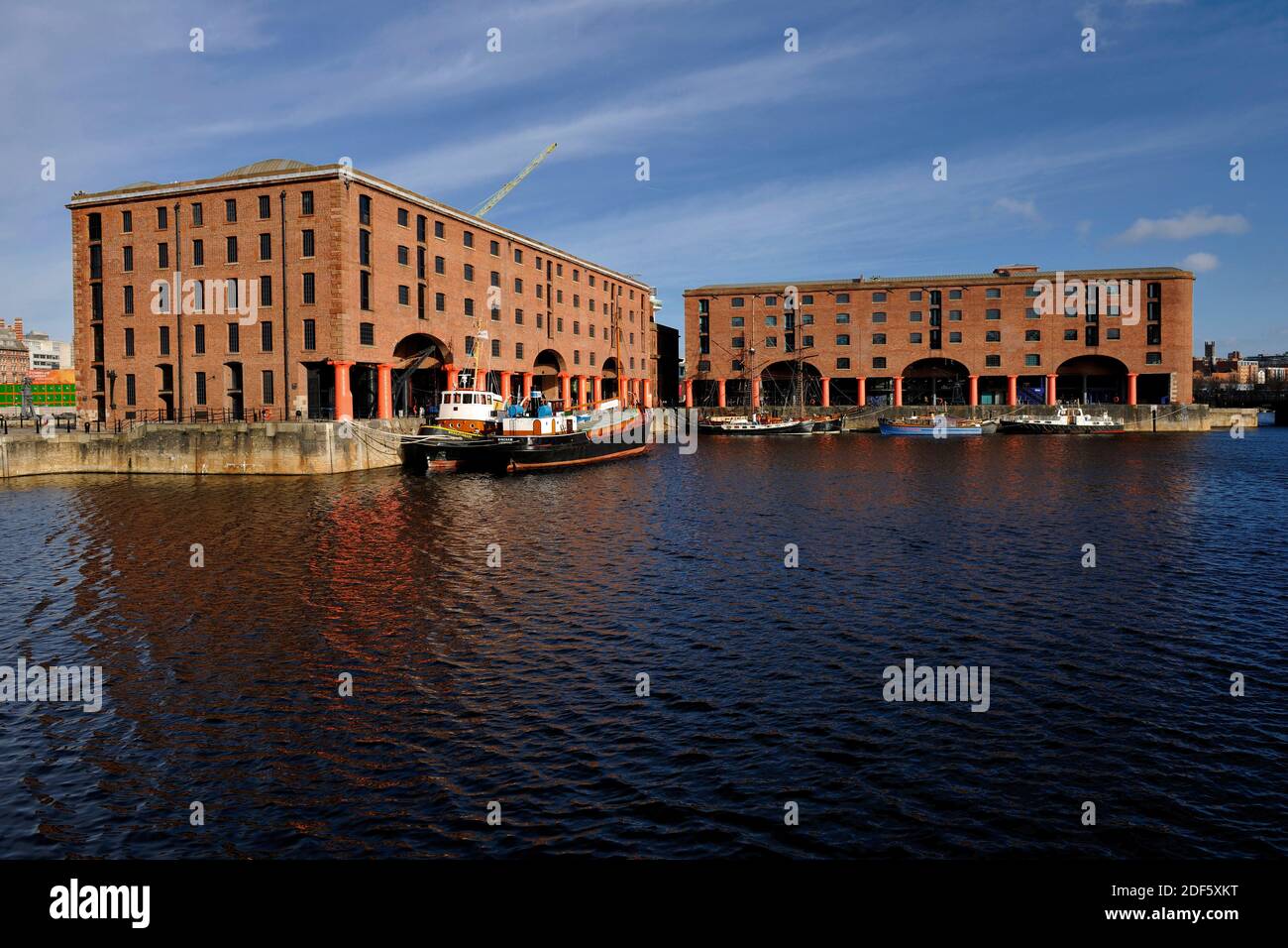 Regeneration of Liverpool - Albert Dock, Liverpool One, One Park West ...