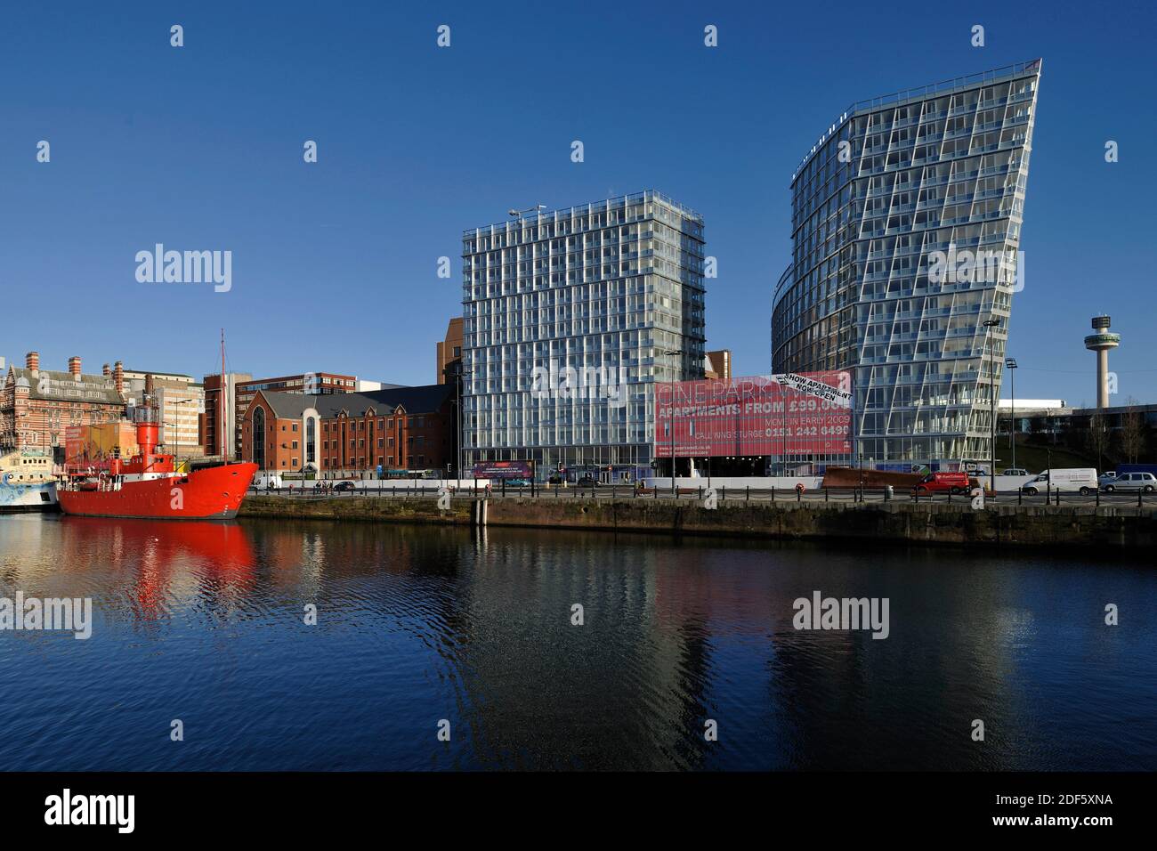 Regeneration of Liverpool - Albert Dock, Liverpool One, One Park West ...