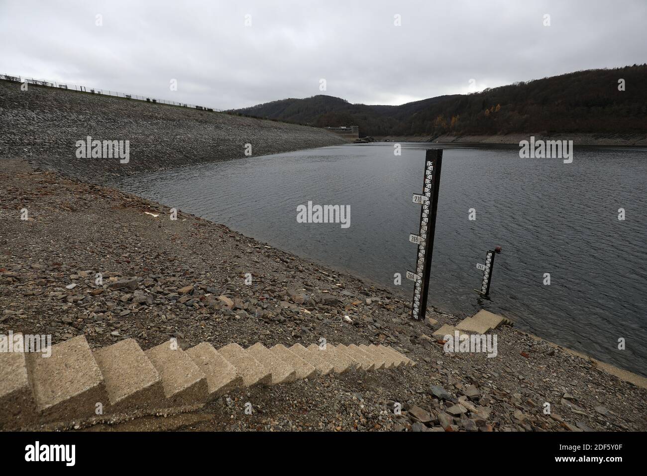 Heimbach dam hi-res stock photography and images - Alamy