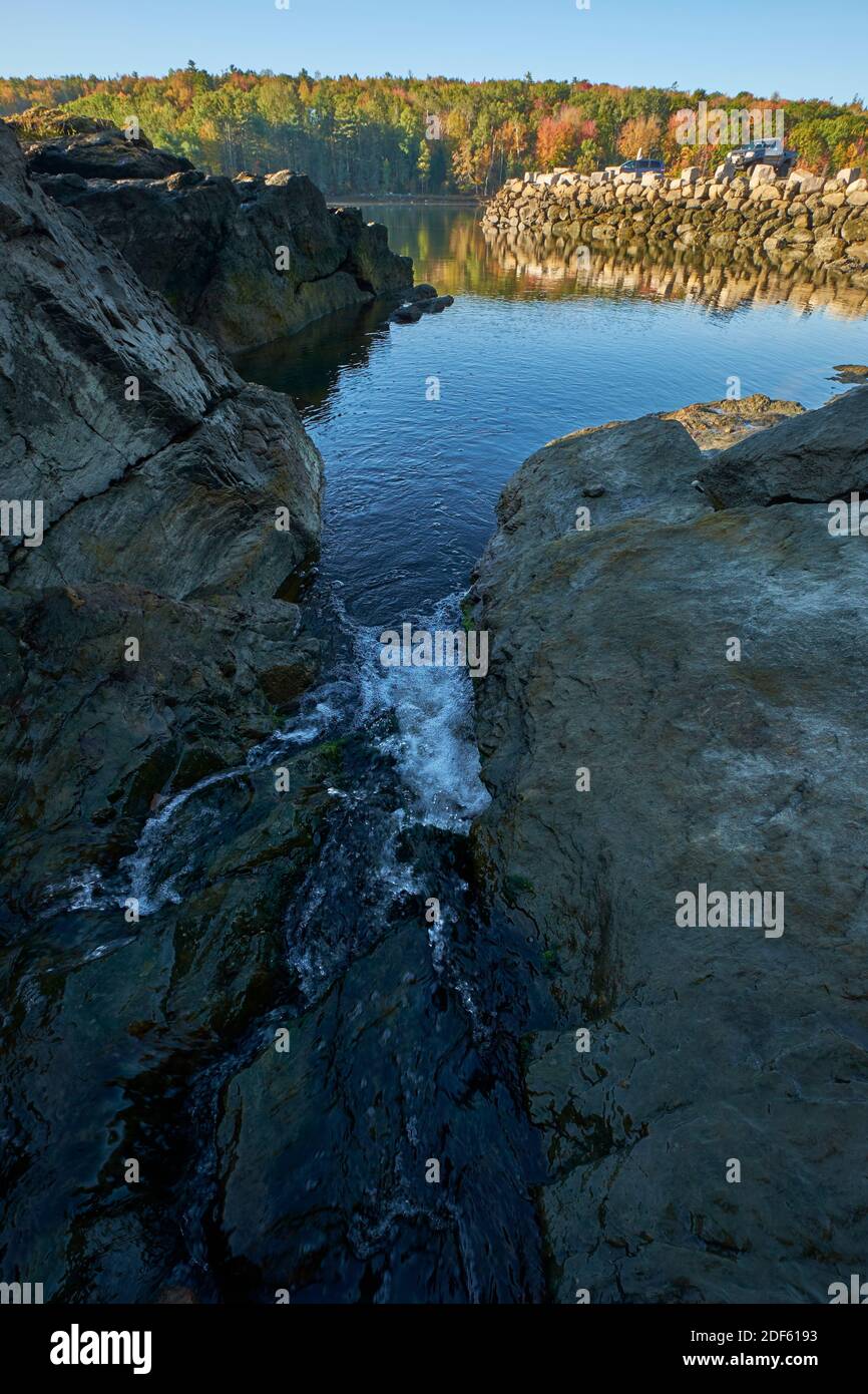 Village warf village hi-res stock photography and images - Alamy