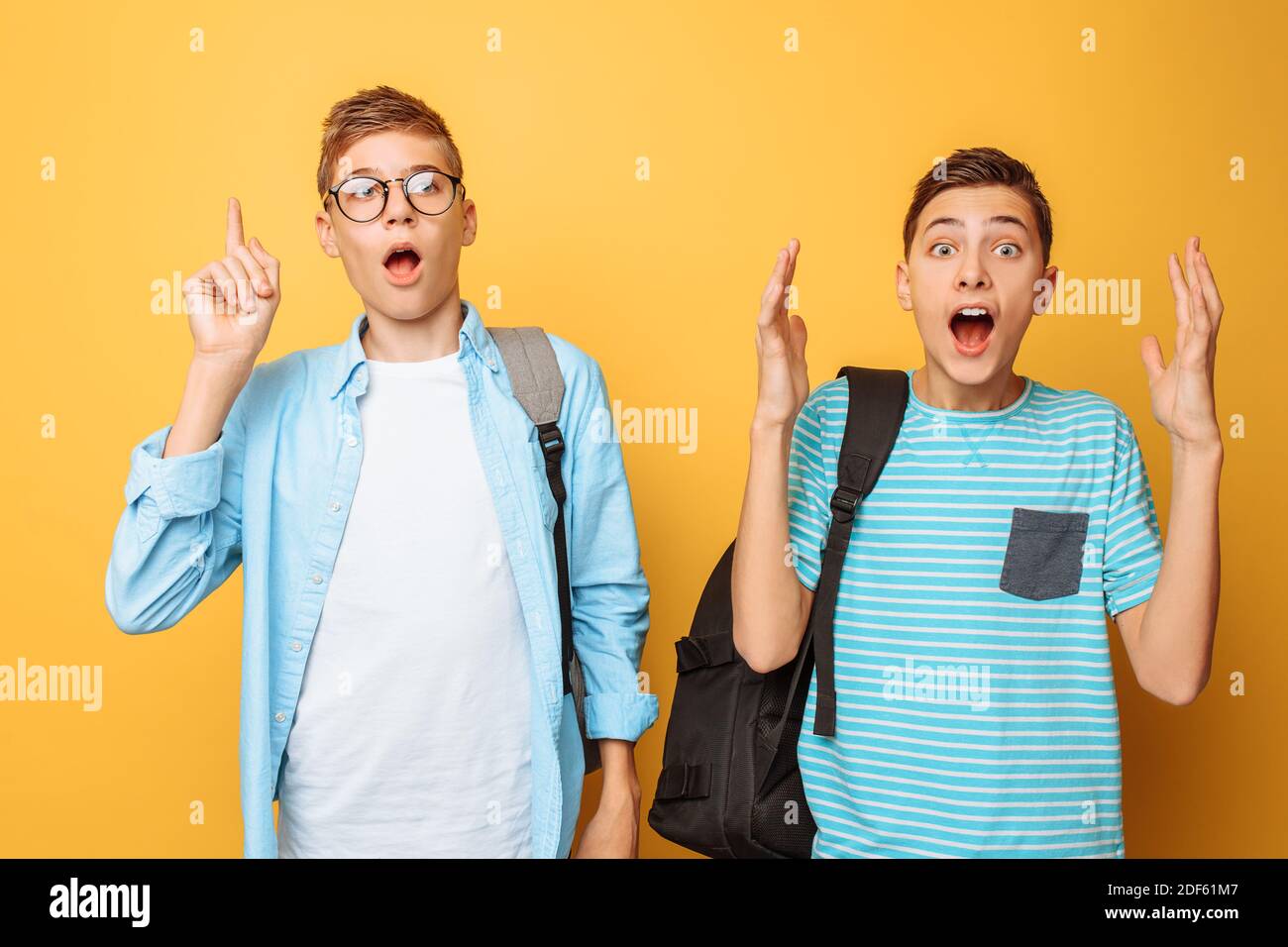 Excited Teenagers High Resolution Stock Photography and Images - Alamy