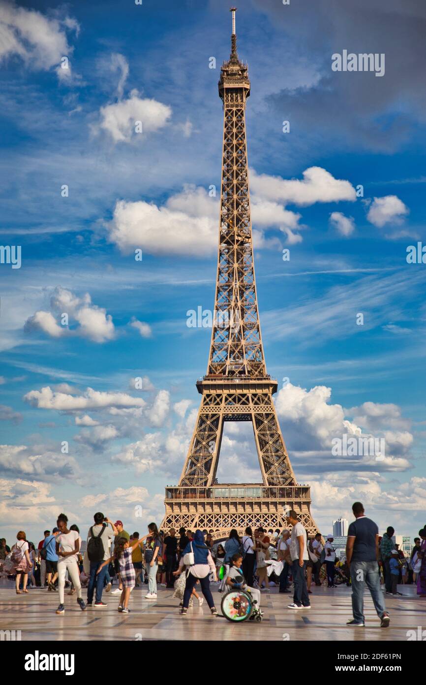 Trocadero paris eiffel hi-res stock photography and images - Alamy