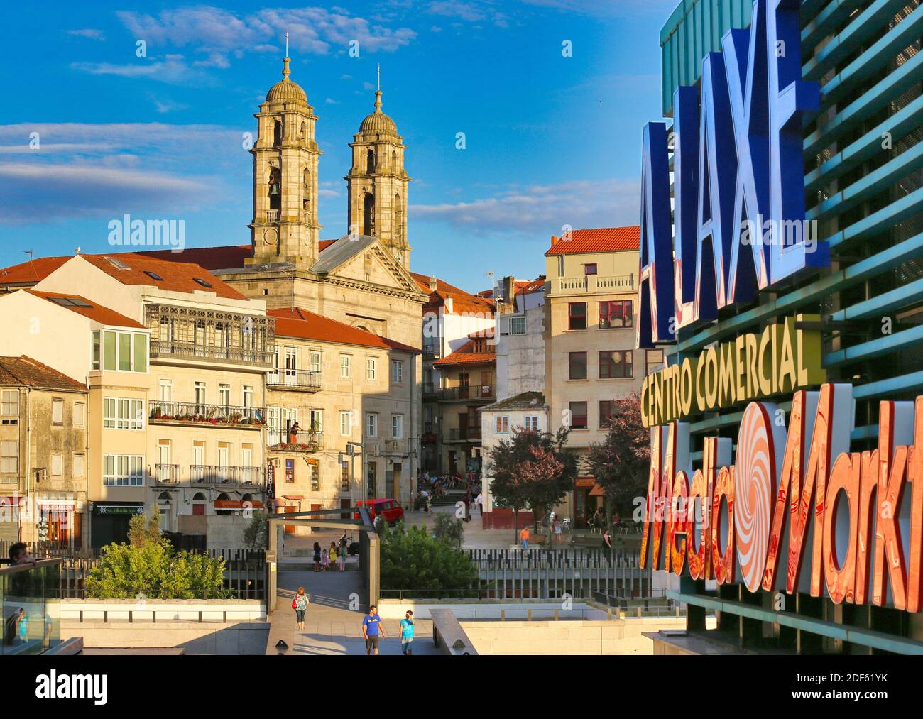 Vigo spain cathedral hi-res stock photography and images - Alamy