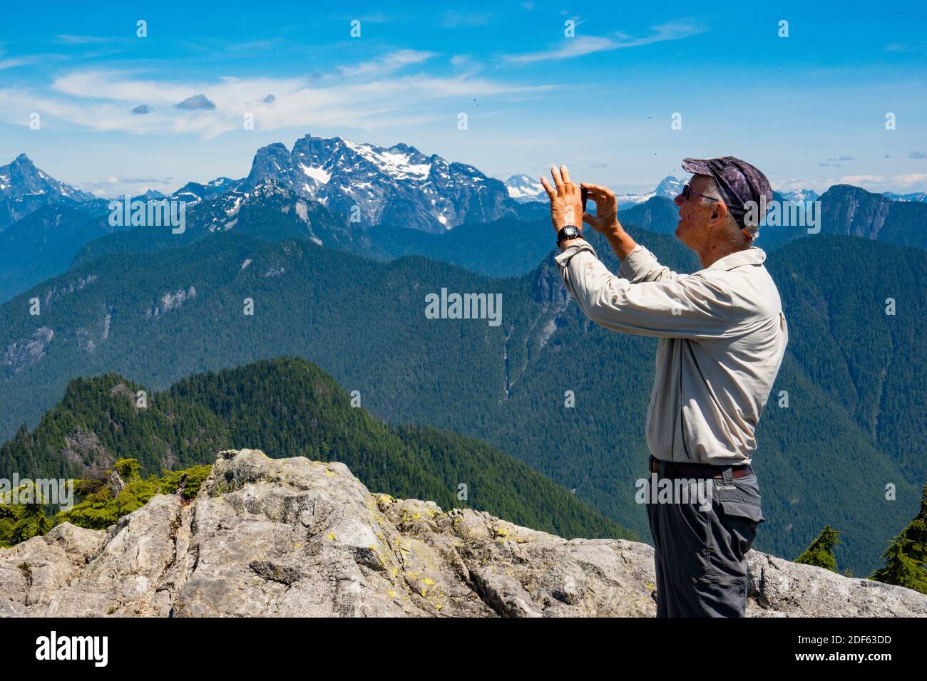 Golden ears provincial park bc hi-res stock photography and images - Alamy
