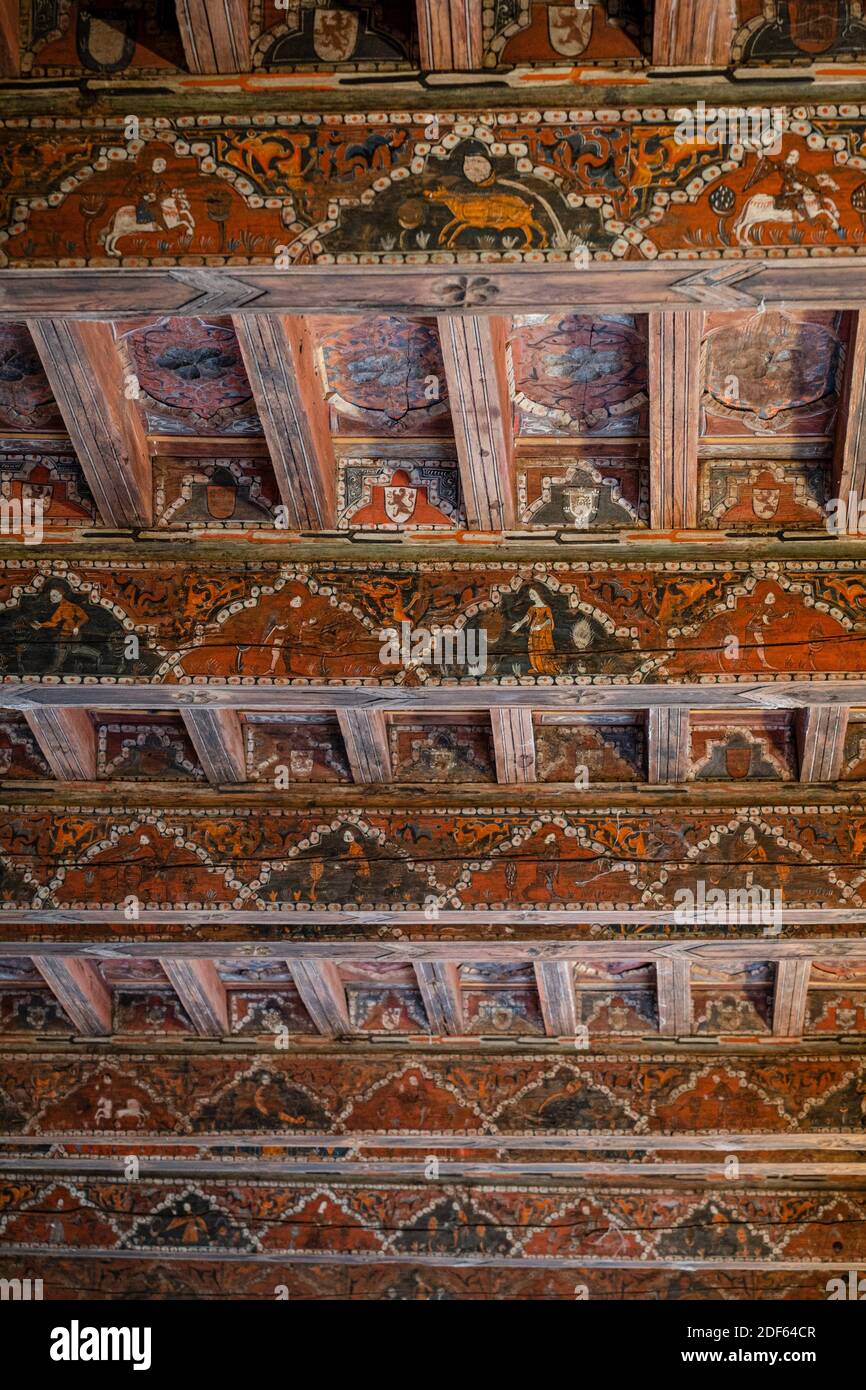 Mudejar ceiling decoration hi-res stock photography and images - Alamy