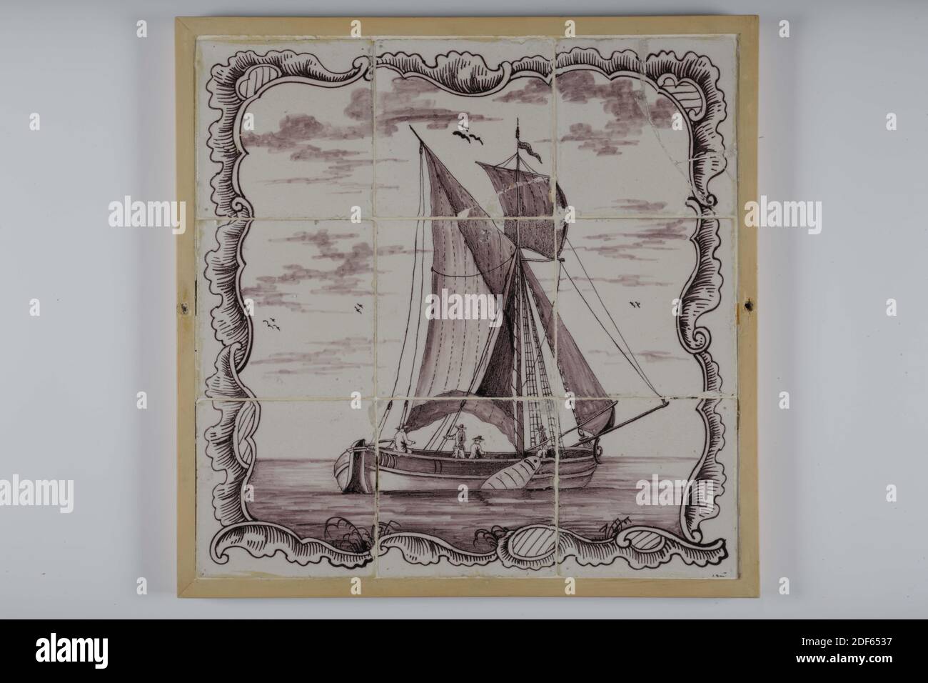 Sailing ship helm hi-res stock photography and images - Alamy