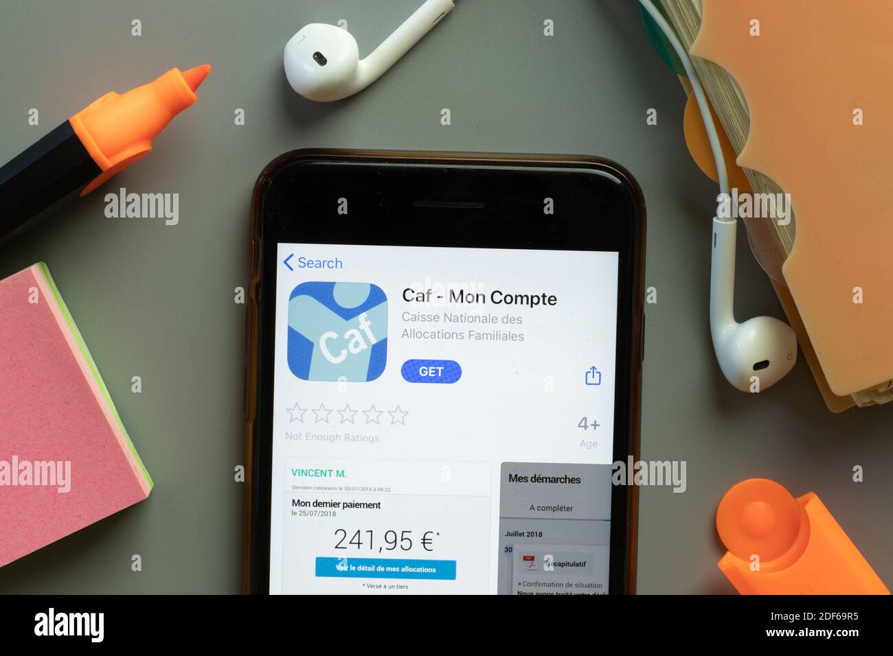 Mon compte hi-res stock photography and images - Alamy