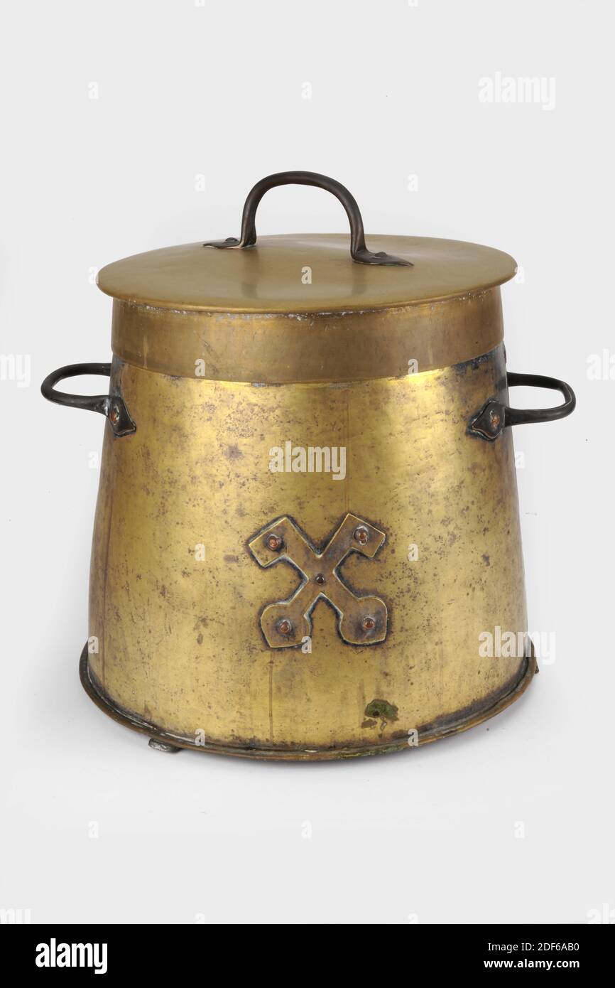 Slightly conical shape hi-res stock photography and images - Alamy