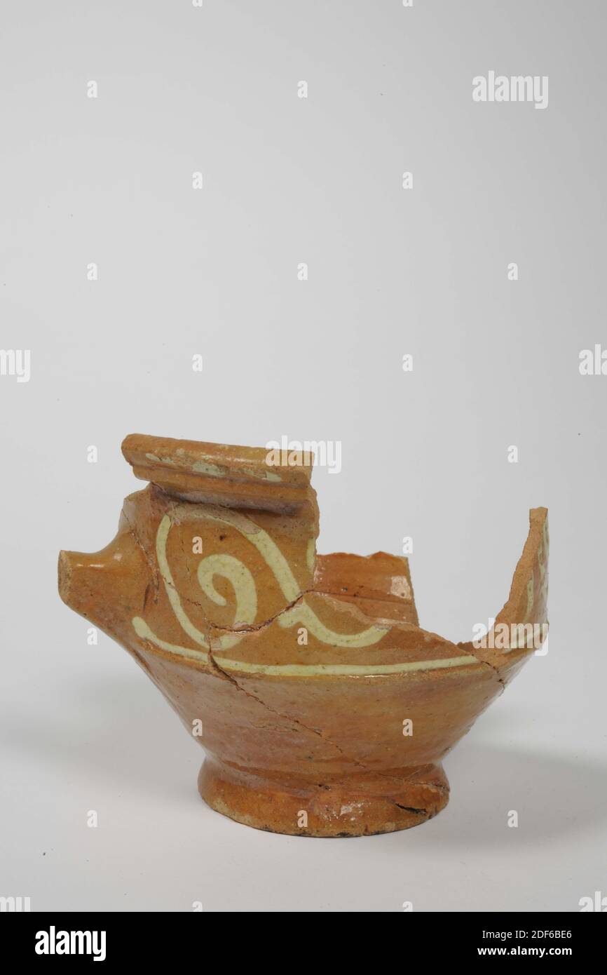 Kinked shape hi-res stock photography and images - Alamy