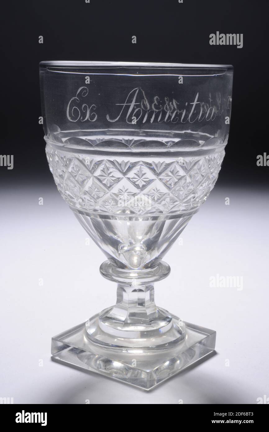 Wave cut notch base hi-res stock photography and images - Alamy