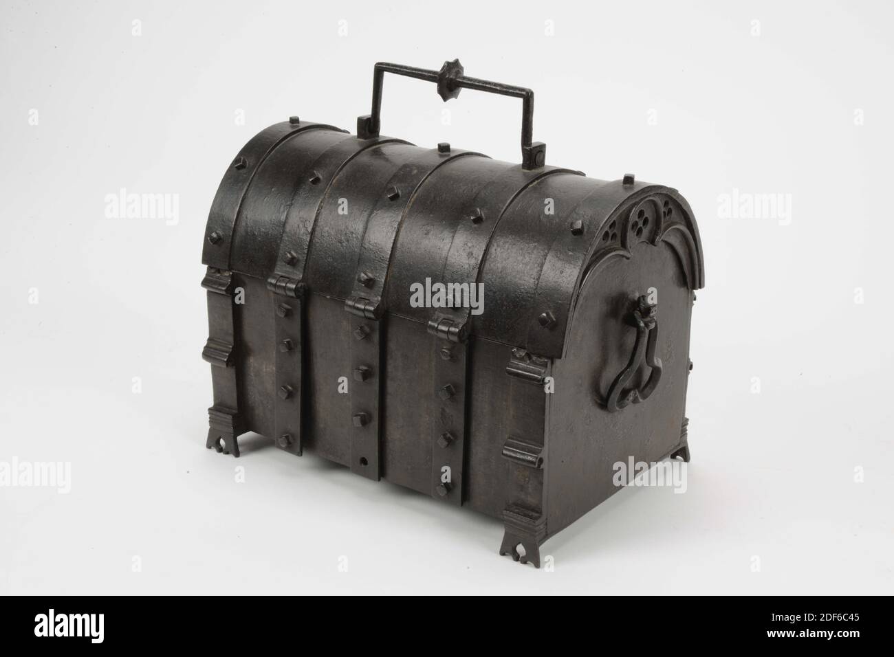 chest, Anonymous, 15th century, General: 19 x 24.3 x 15.6cm (190 x 243 ...