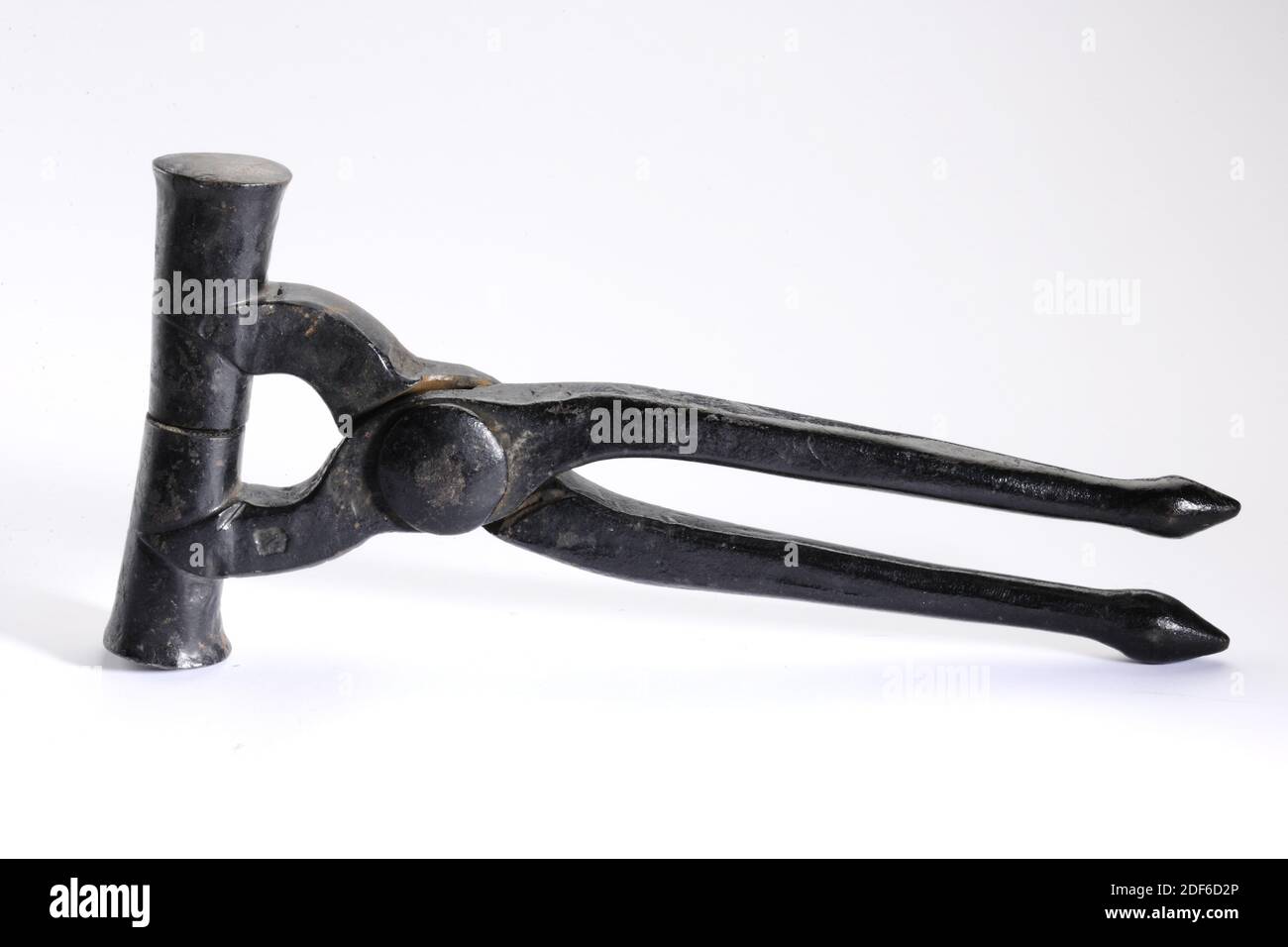 Stamp pliers hi-res stock photography and images - Alamy
