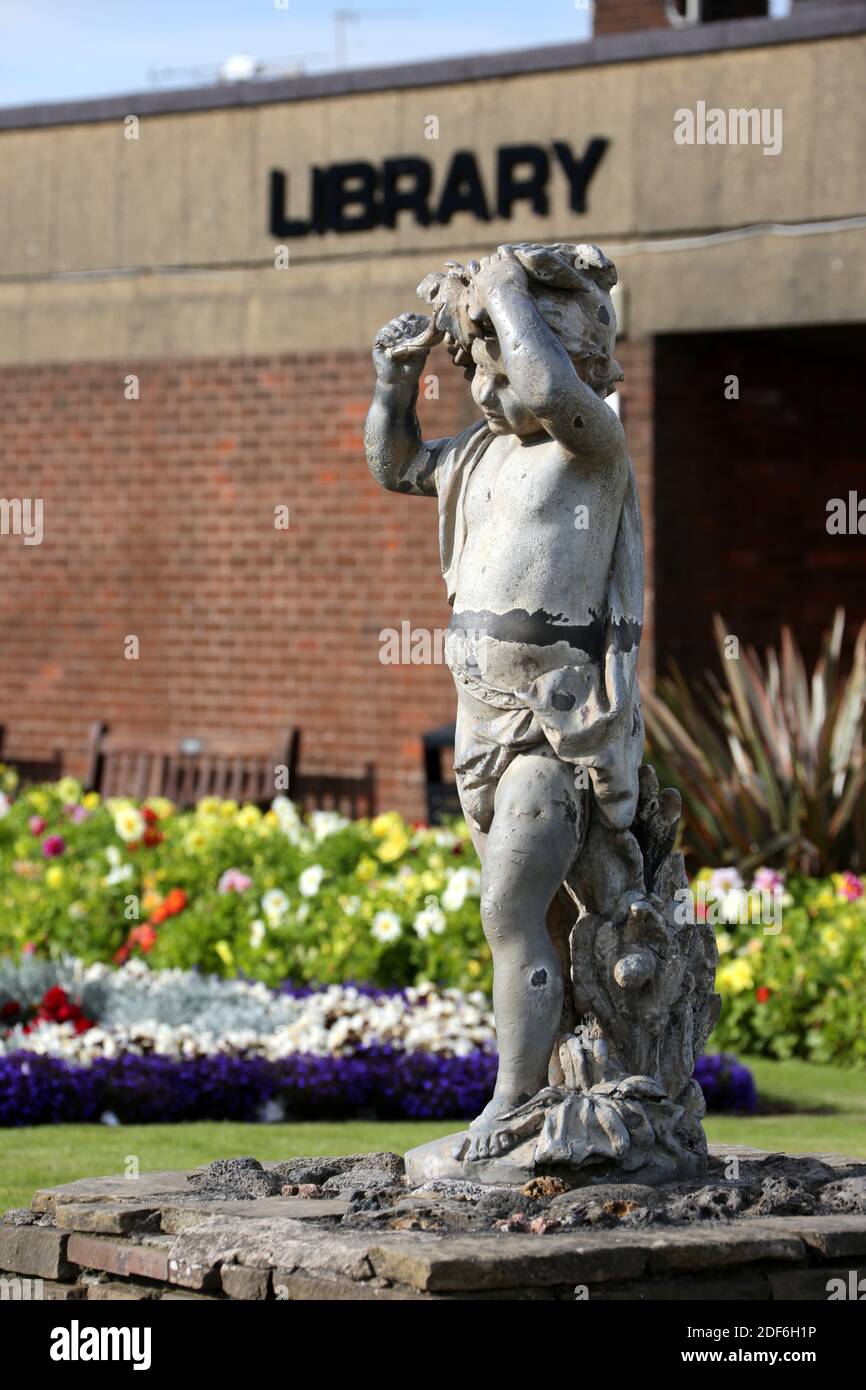 Troon town centre hi-res stock photography and images - Alamy