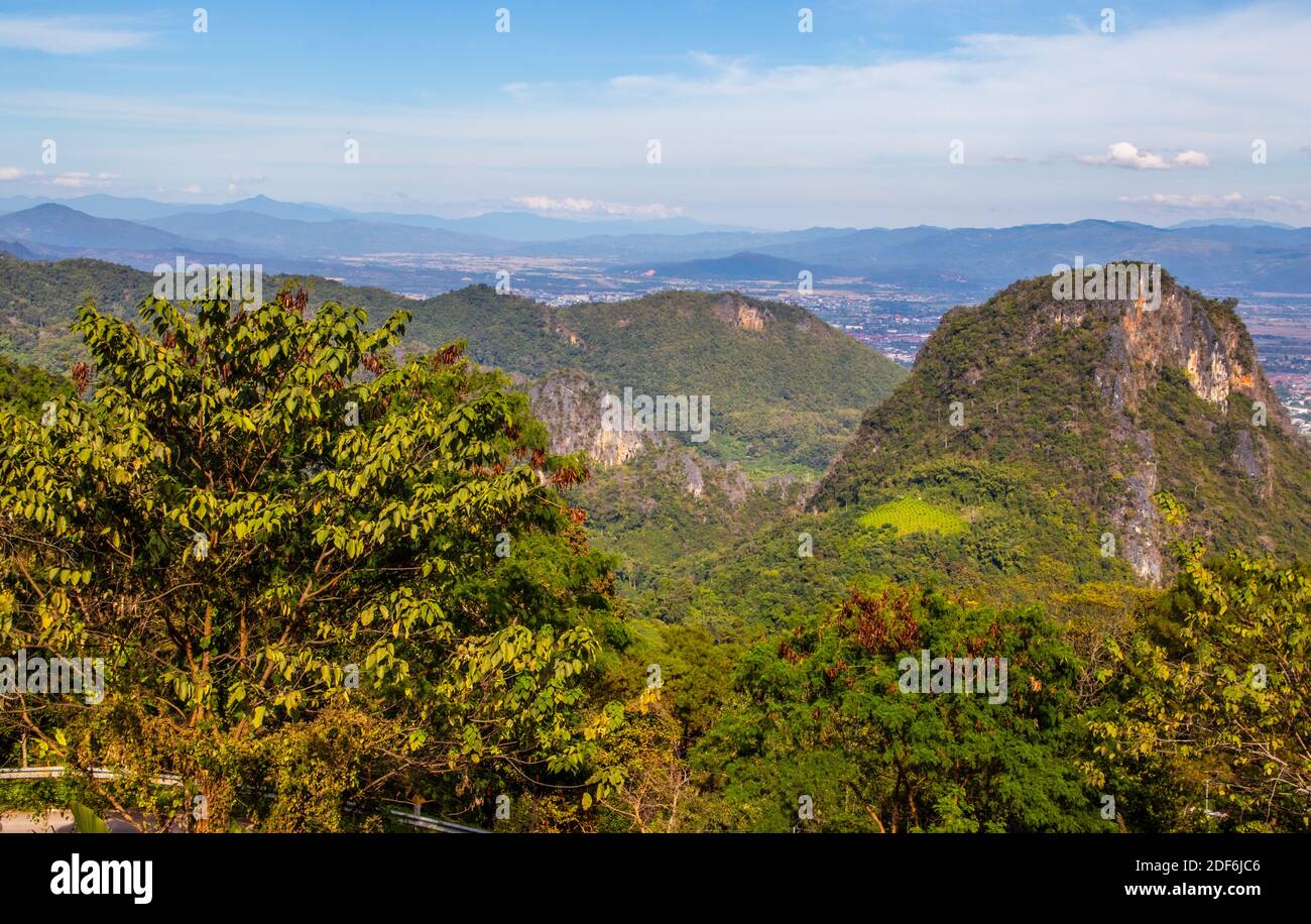 Doi Nang Non, border mountains between Thailand and Myanmar Stock Photo ...