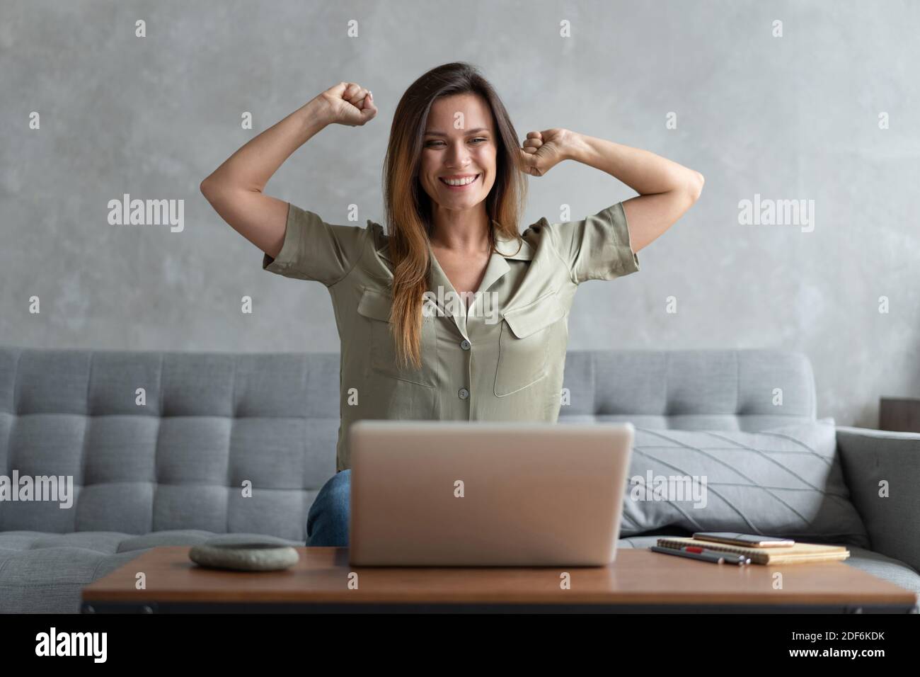 Motivation millennial hi-res stock photography and images - Alamy
