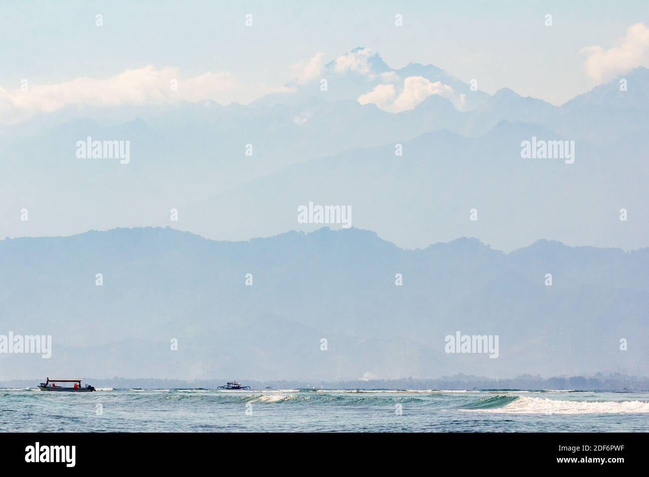 Gili Trawangan landscape with Gunung Rinjani in the background in ...