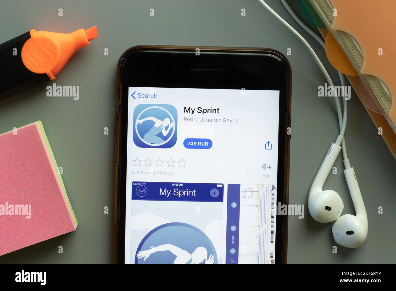 Sprint logo hi-res stock photography and images - Alamy