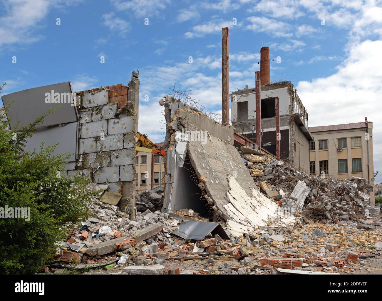 Old Factory Building Demolition Steel Beams Structure Stock Photo - Alamy