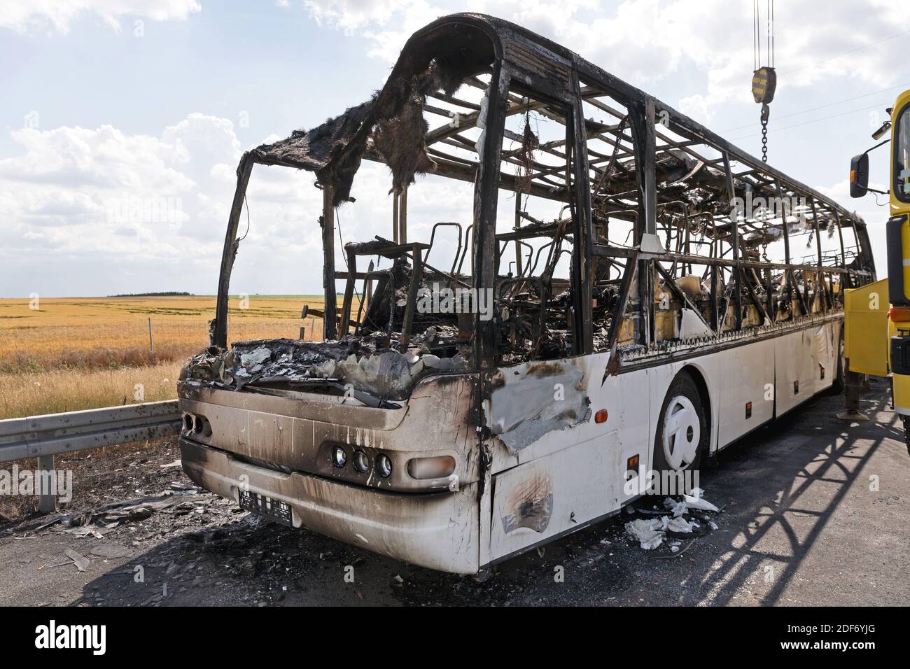 Burned Coach Bus Highway Recovery Assistance Stock Photo - Alamy