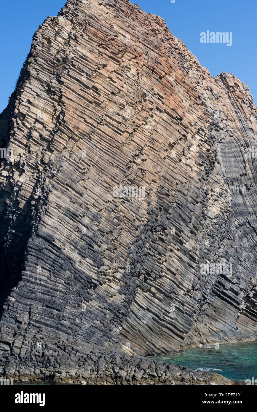 Vertical columnar hi-res stock photography and images - Alamy