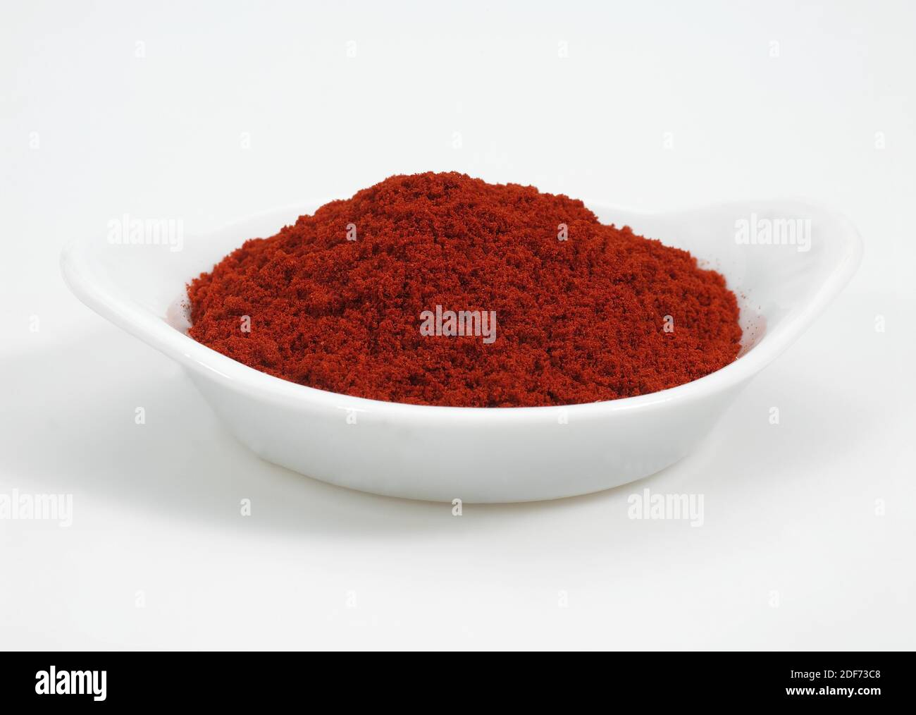Paprika Powder, capsicum annuum, Spice against White Background Stock ...