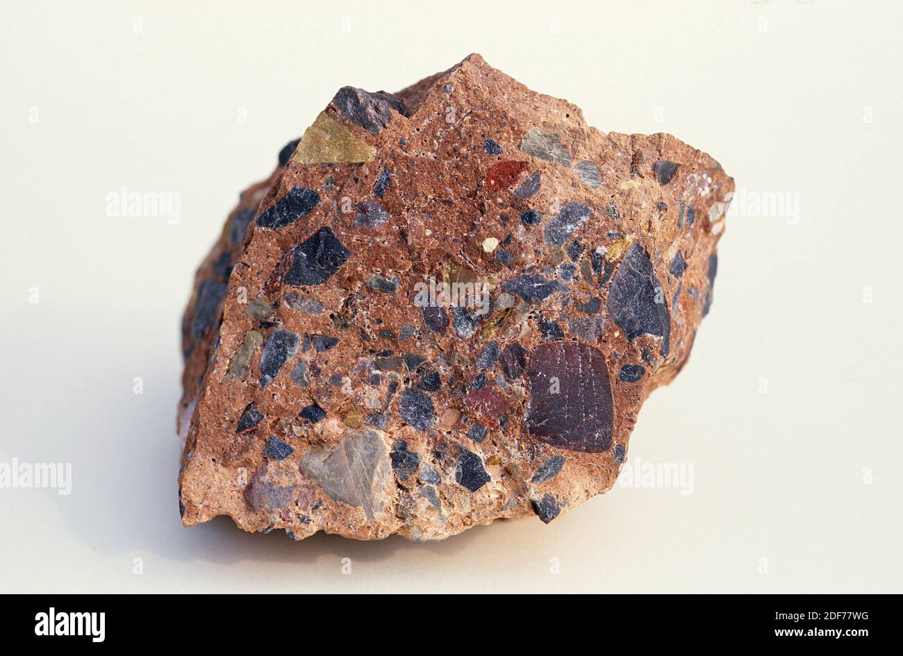 Conglomerate sedimentary rock hi-res stock photography and images - Alamy