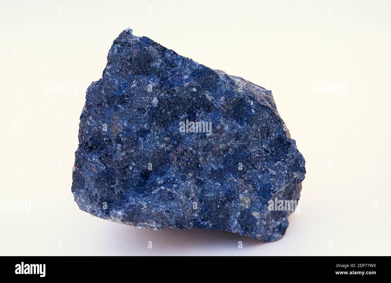 Gabbro rock sample hi-res stock photography and images - Alamy
