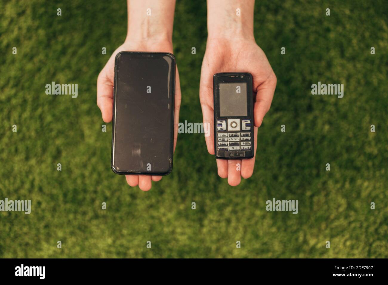 Human and phones hi-res stock photography and images - Alamy