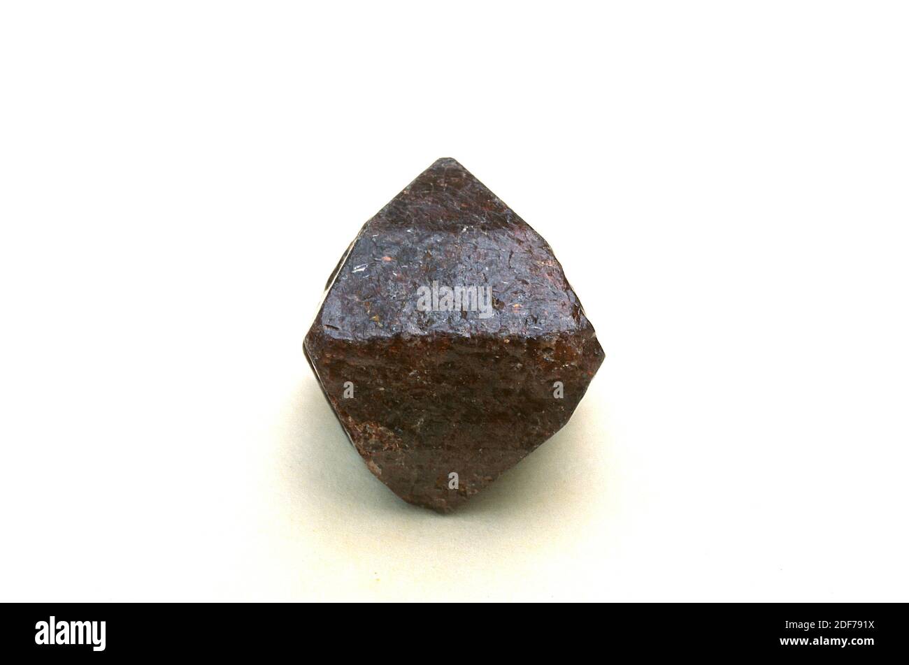 Zirconium hi-res stock photography and images - Alamy