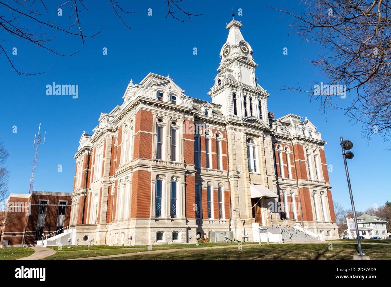 Henry county courthouse in the early morning light. Cambridge, Illinois ...