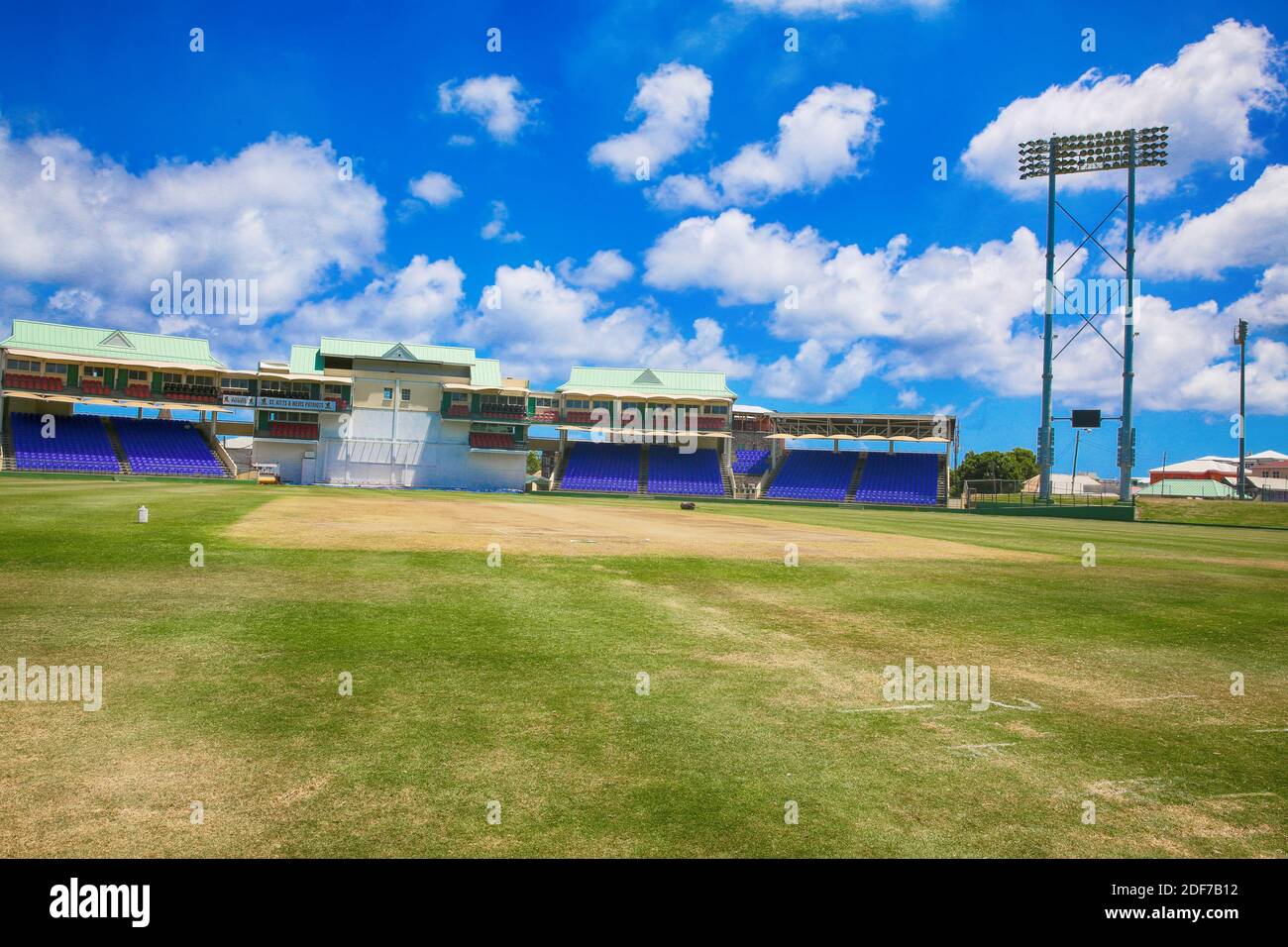 Empty mcg hi-res stock photography and images - Alamy
