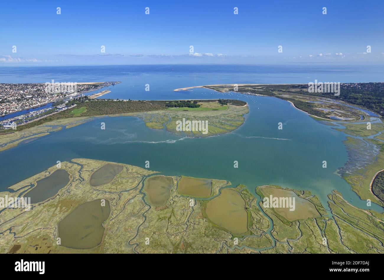 France, Calvados, Merville-Franceville-Plage, the Orne river estuary ...