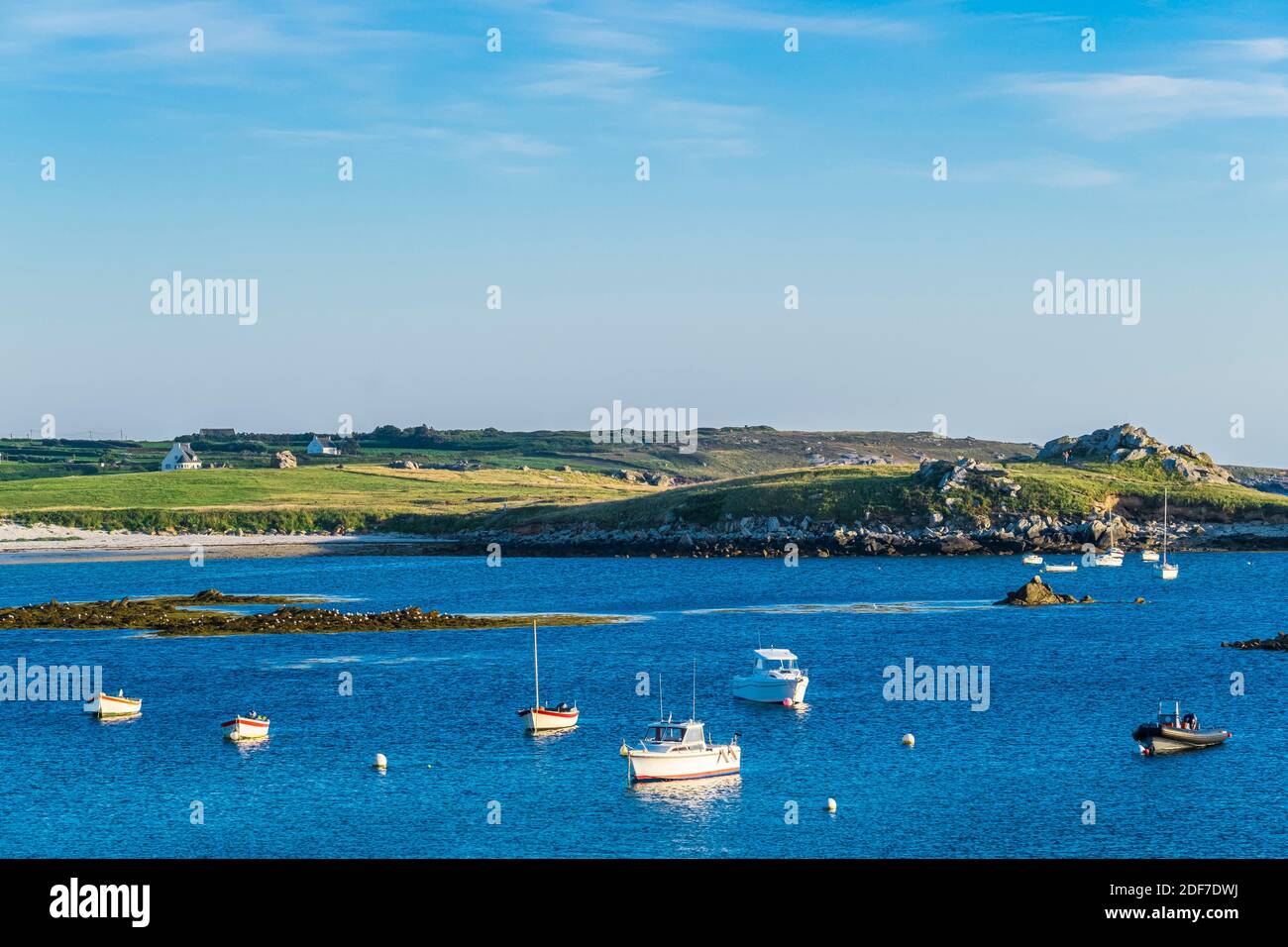 France, Finistere, Porspoder, stage on the GR 34 hiking trail or ...