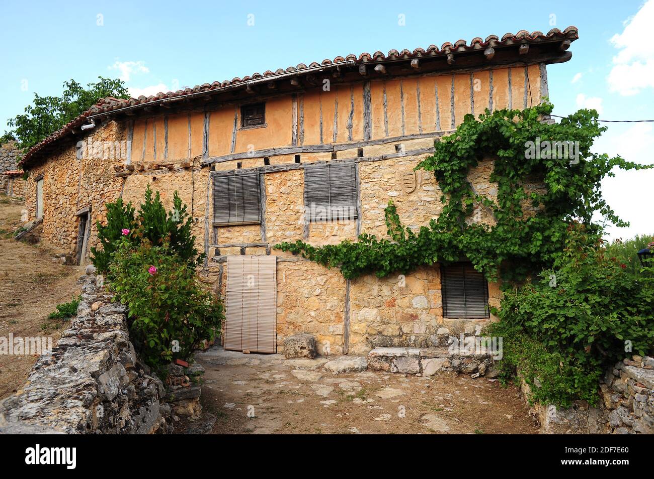 Adobe traditional architecture hi-res stock photography and images - Alamy