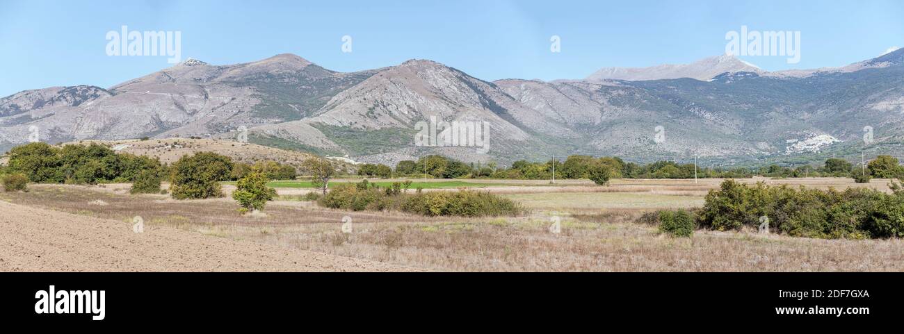 Flat upland hi-res stock photography and images - Alamy