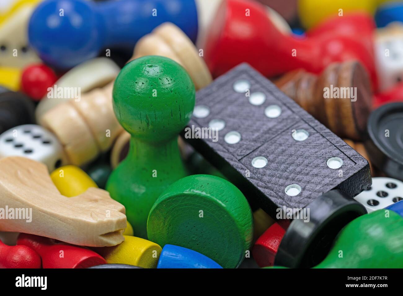 Board game figures dice hi-res stock photography and images - Alamy
