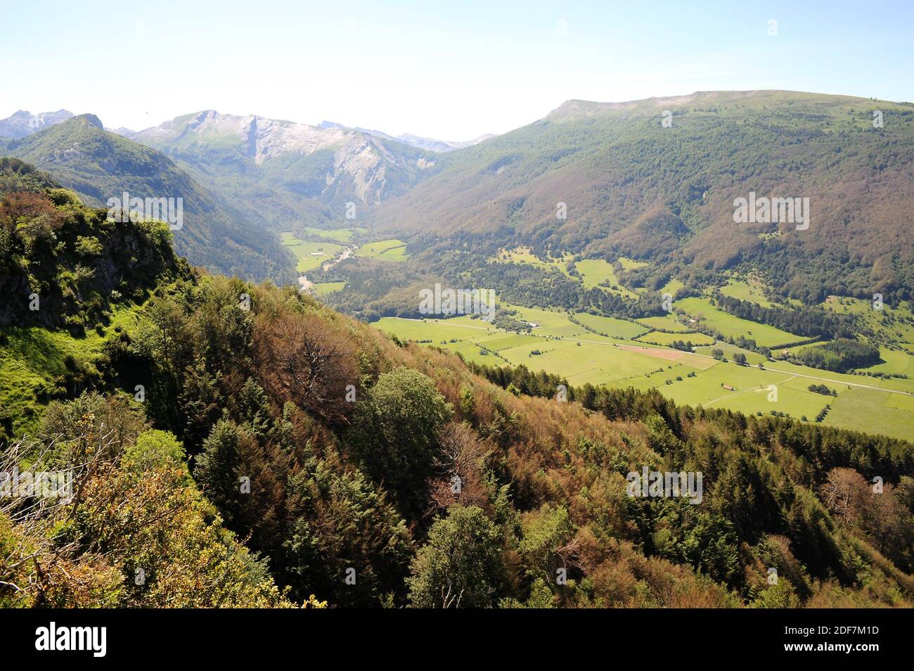 Roncal valley navarra hi-res stock photography and images - Alamy