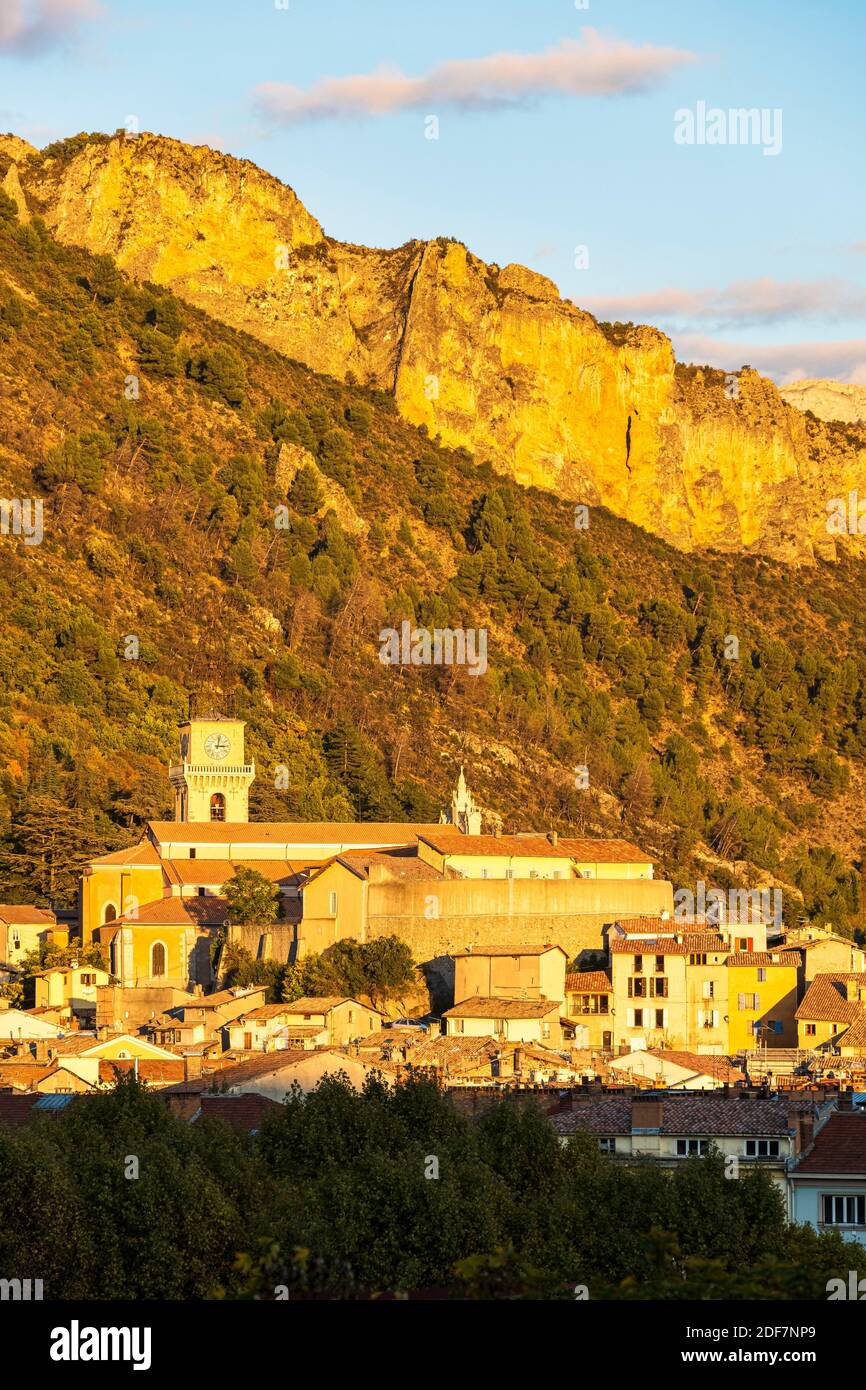 France, Alpes-de-Haute-Provence, Digne-les-Bains, stage town along the ...