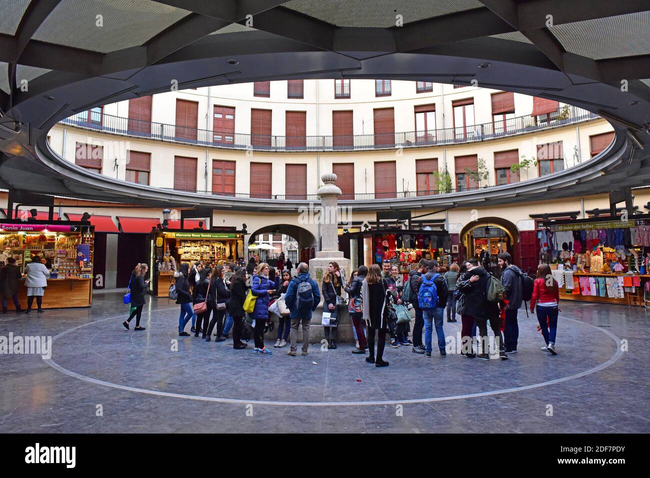 Placa redonda hi-res stock photography and images - Alamy