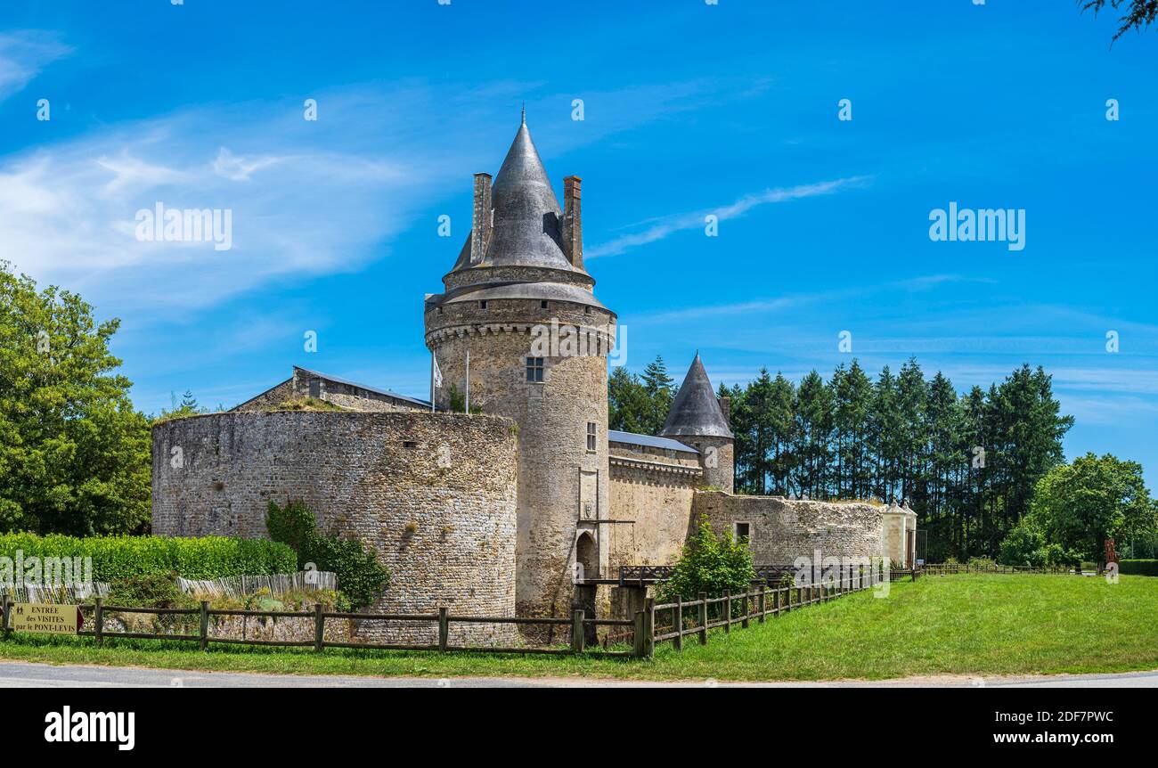 France, Loire-Atlantique, Blain, medieval castle of Blain or La ...