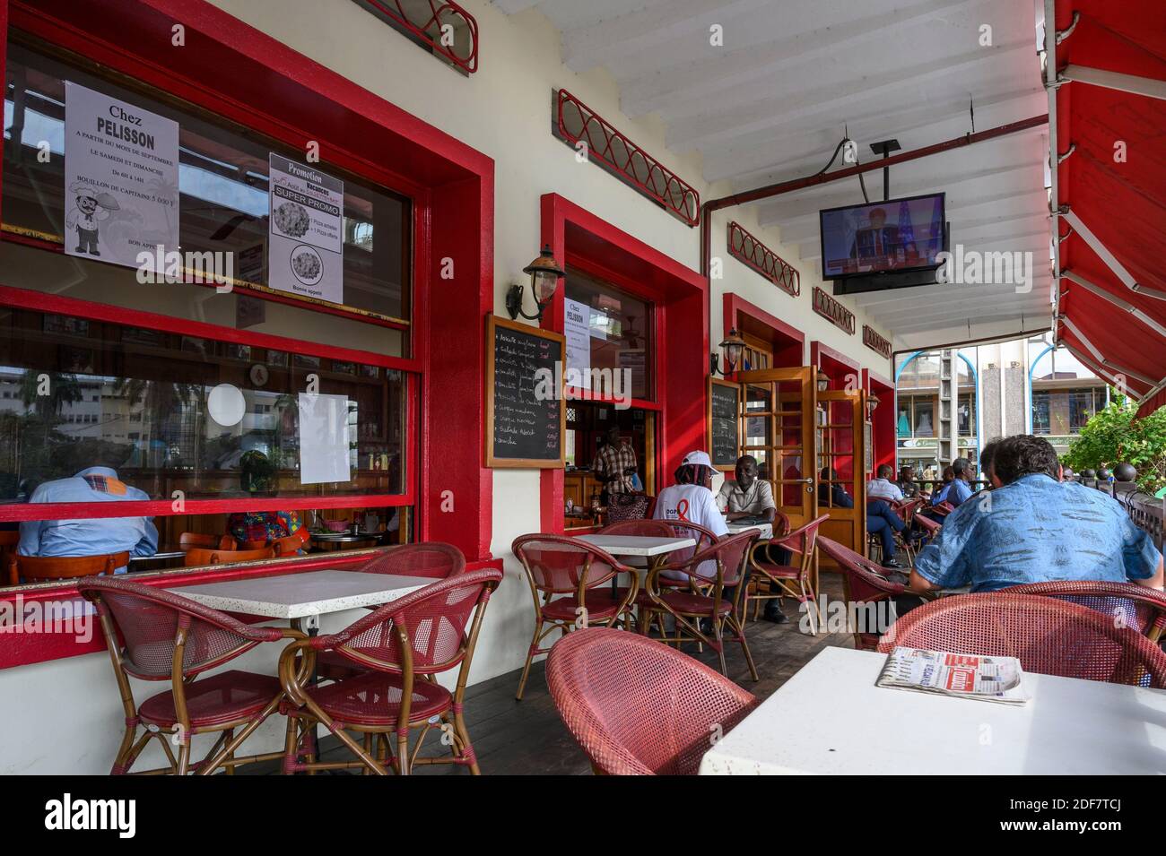 Gabon, Libreville, Coffee shop chez P?lisson Stock Photo - Alamy