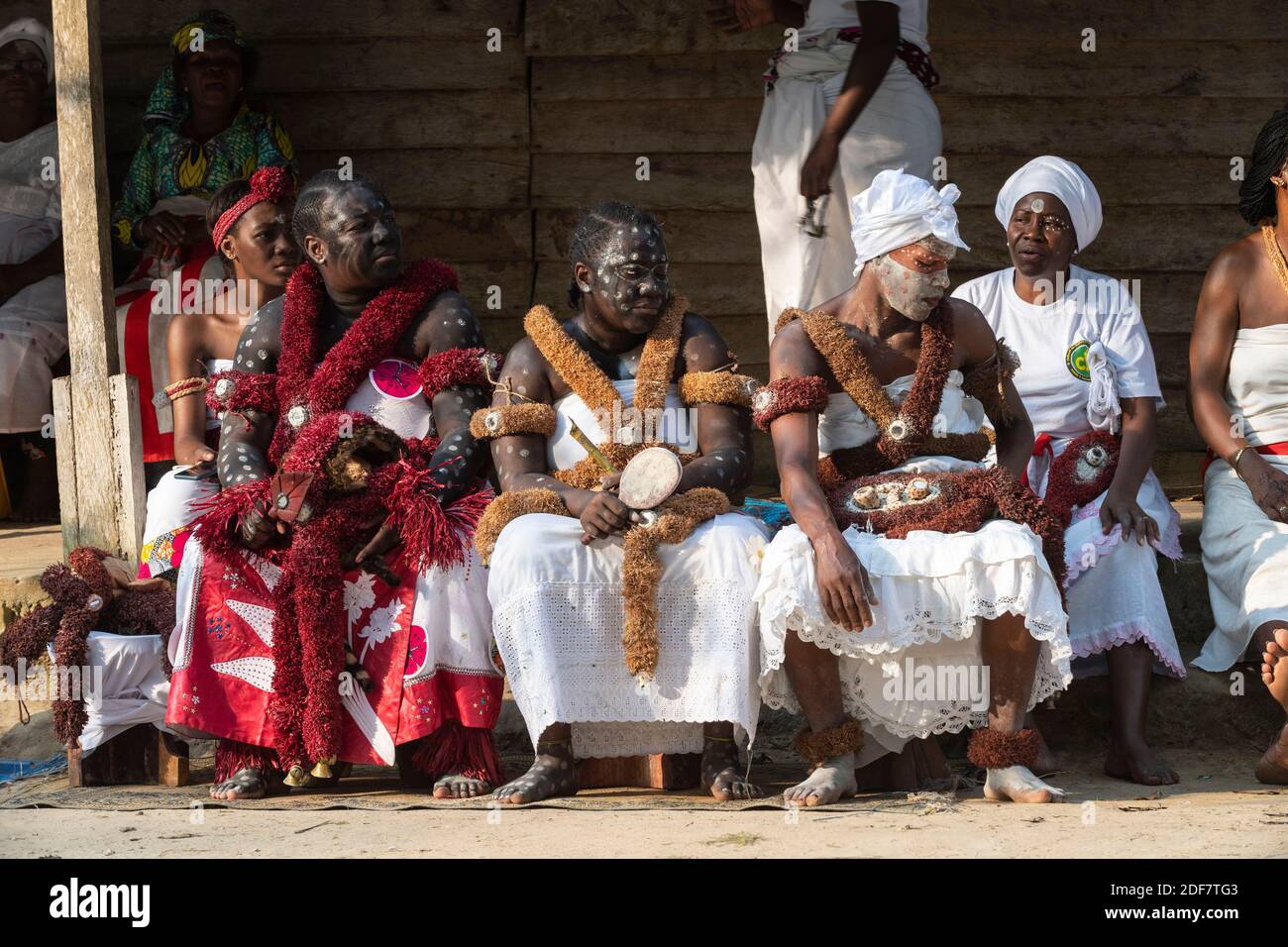 Women initiation ceremony gabon hi-res stock photography and images - Alamy