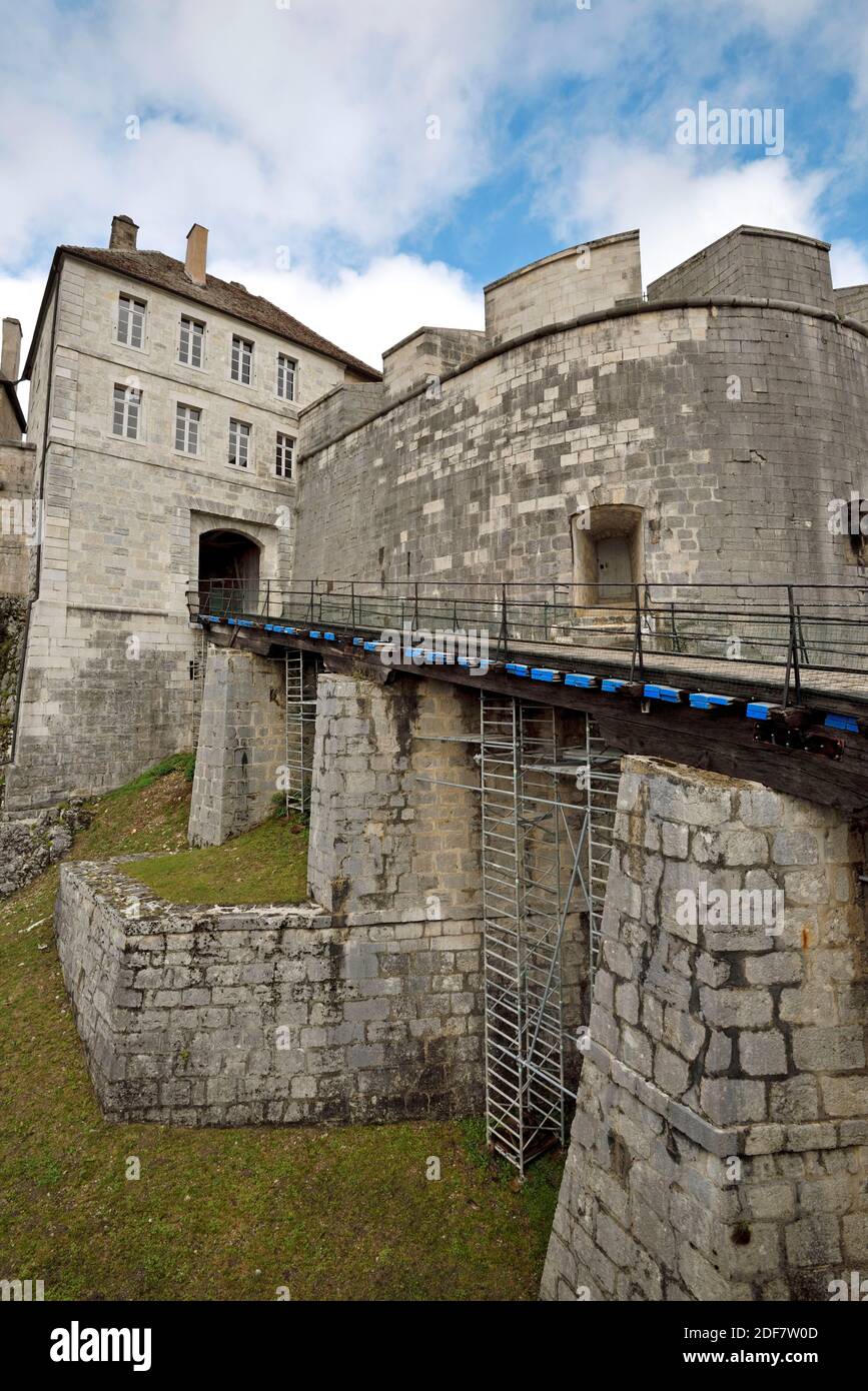 France, Doubs, La Cluse et Mijoux, Joux castle Stock Photo - Alamy